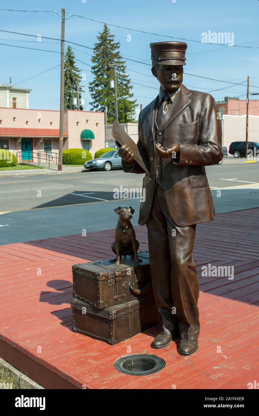 Bronze statue of station master at the oldest railroad depot in ...