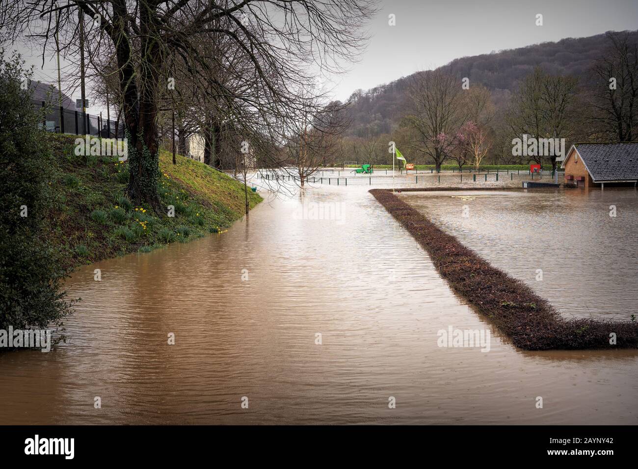Environment agency flood hi-res stock photography and images - Alamy