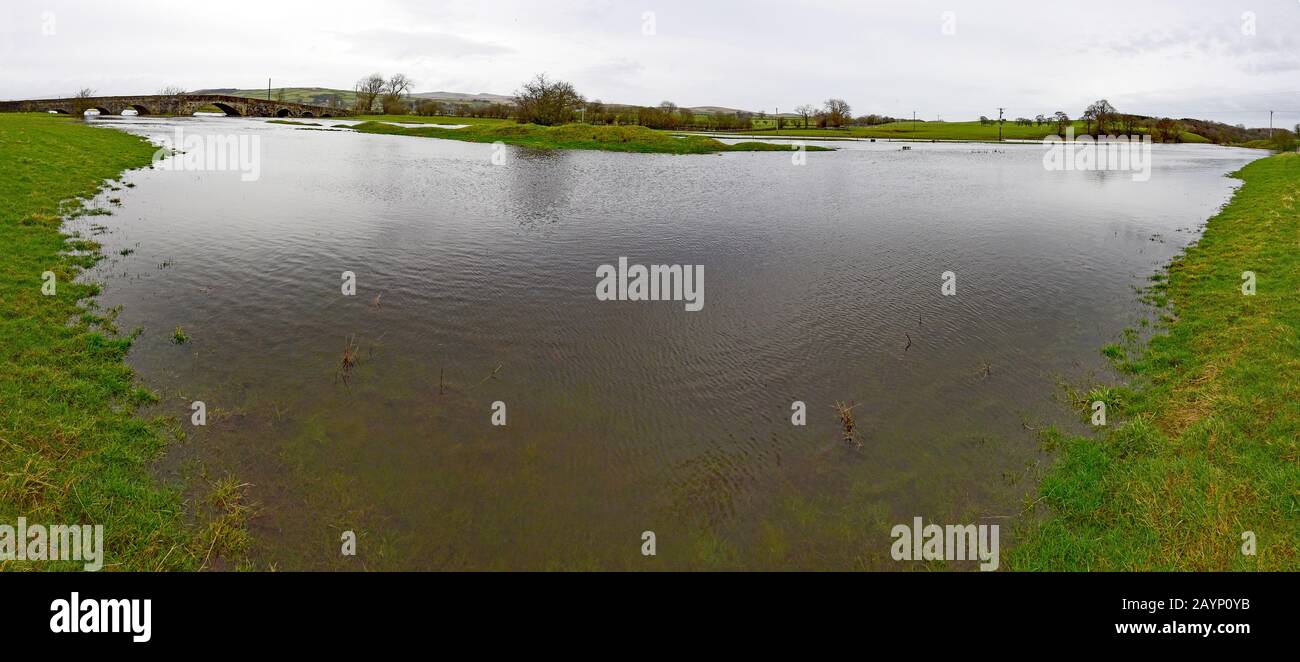 River Ribble in flood Stock Photo - Alamy