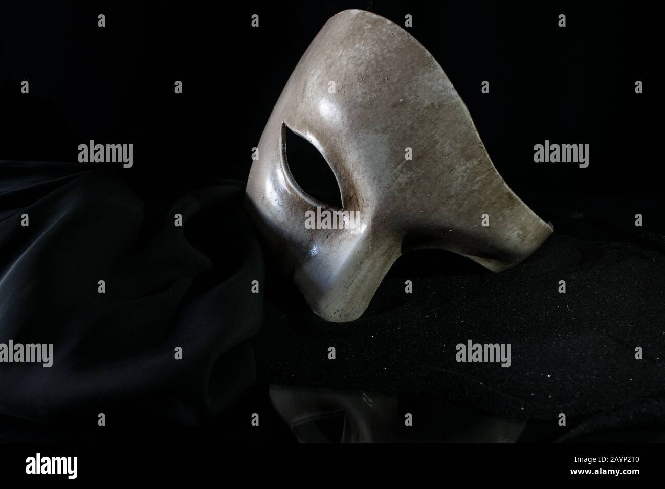 Victorian death mask hi-res stock photography and images - Alamy
