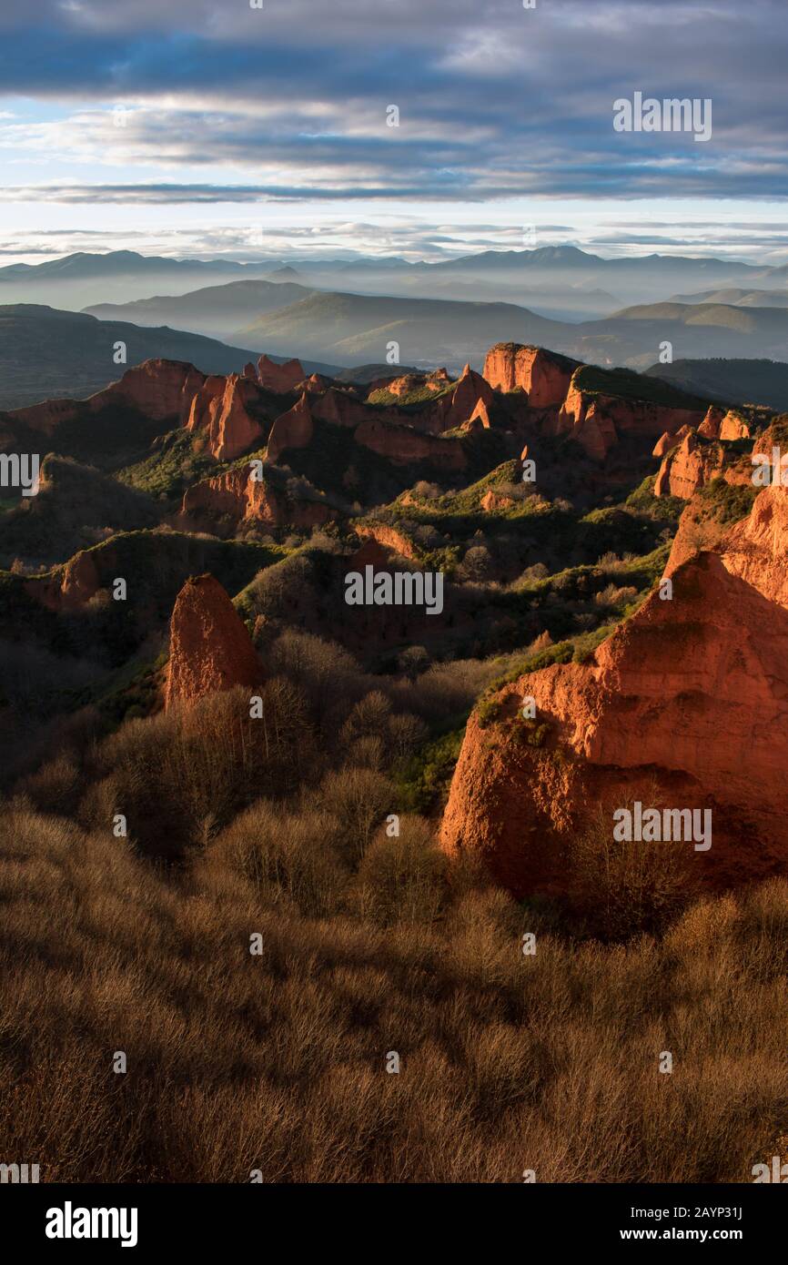 sunset in the red rocks valley Stock Photo - Alamy