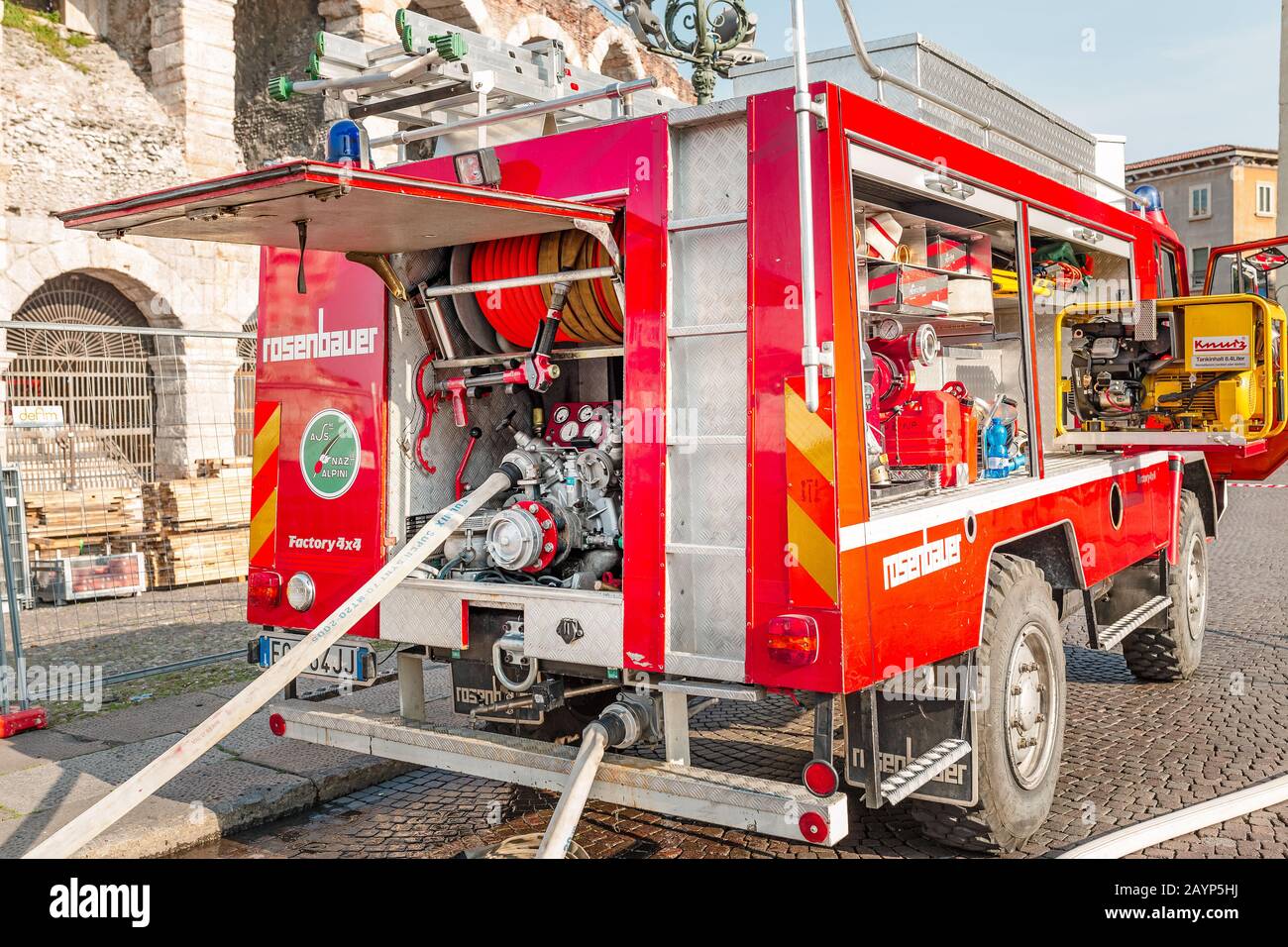 Fire hose italy hi-res stock photography and images - Alamy