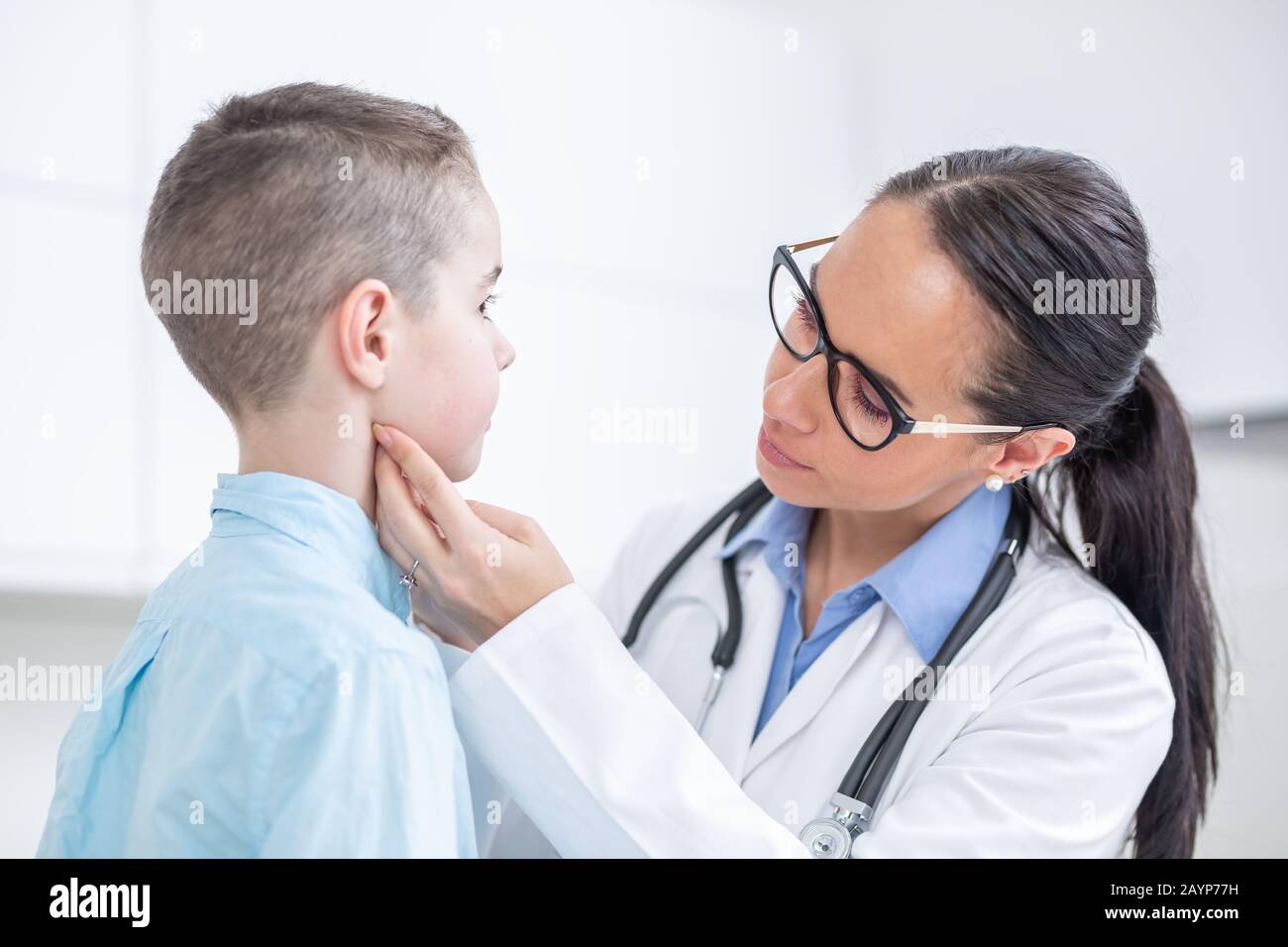 Healthy tonsils hi-res stock photography and images - Alamy