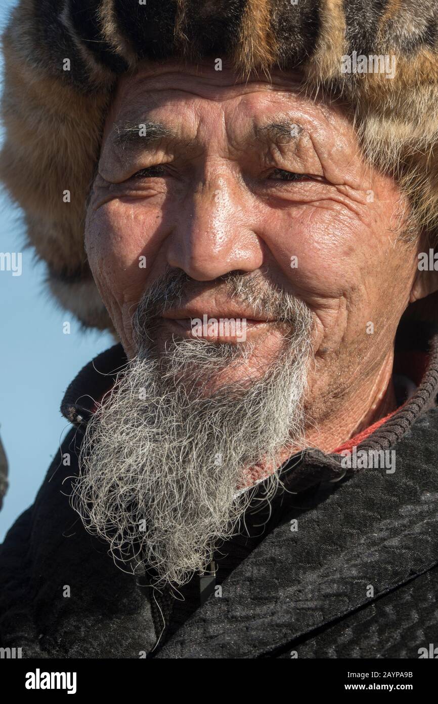 Mongolian man traditional hat hi-res stock photography and images - Alamy