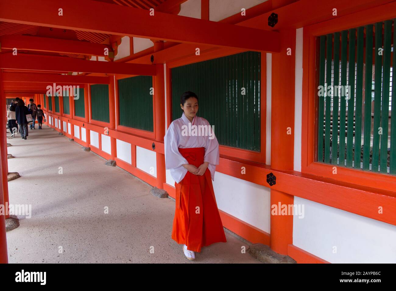 Japanese nuns hi-res stock photography and images - Alamy