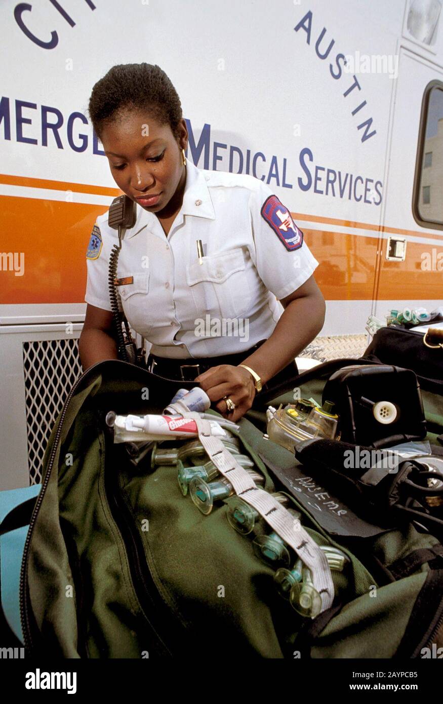 Black female emt hi-res stock photography and images - Alamy