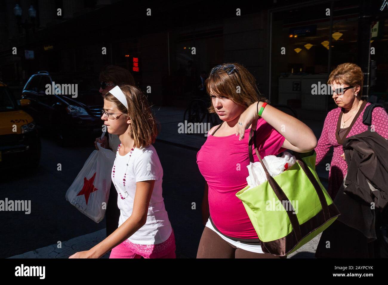 Rush commuter hi-res stock photography and images - Alamy