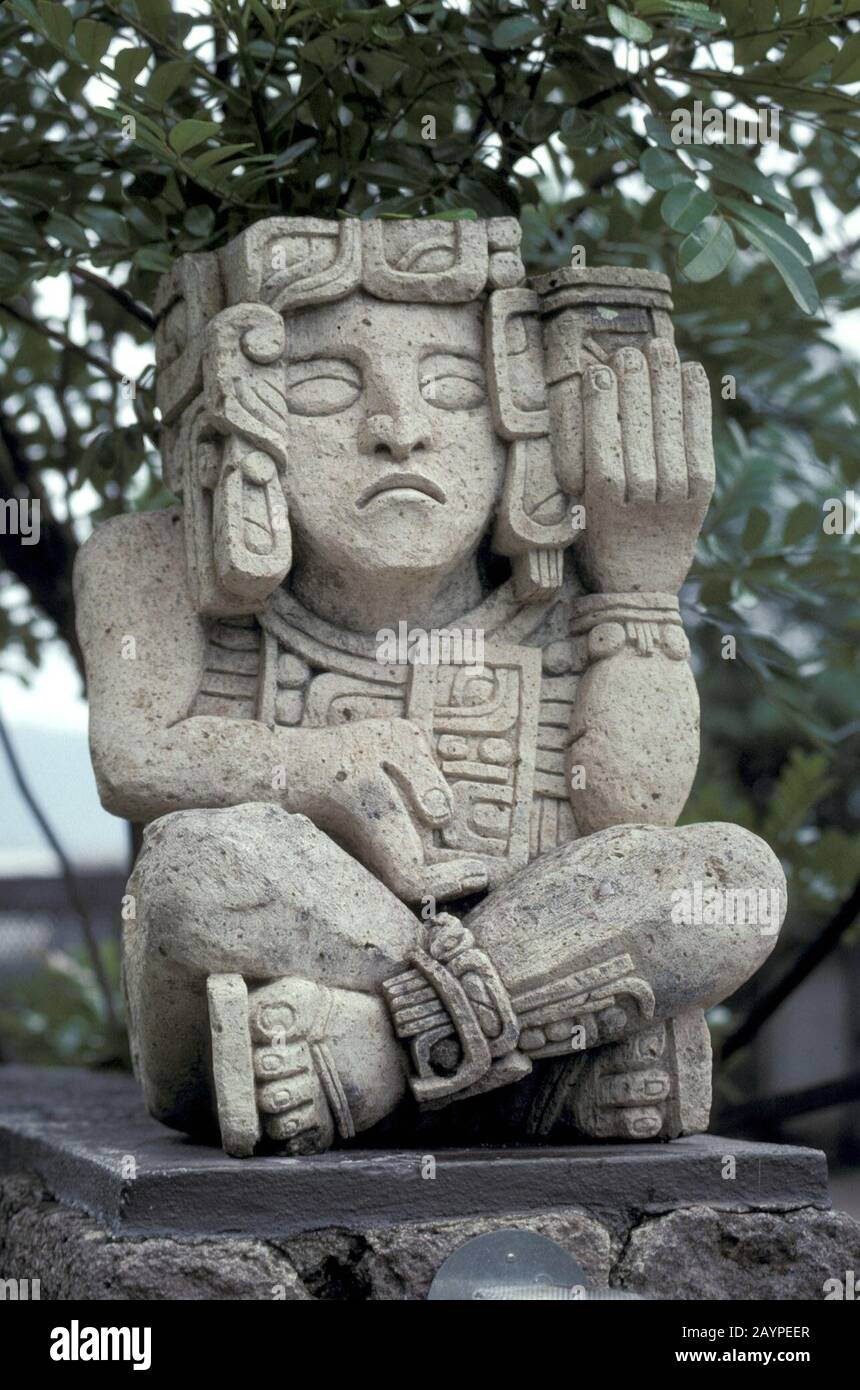 Mayan Statues