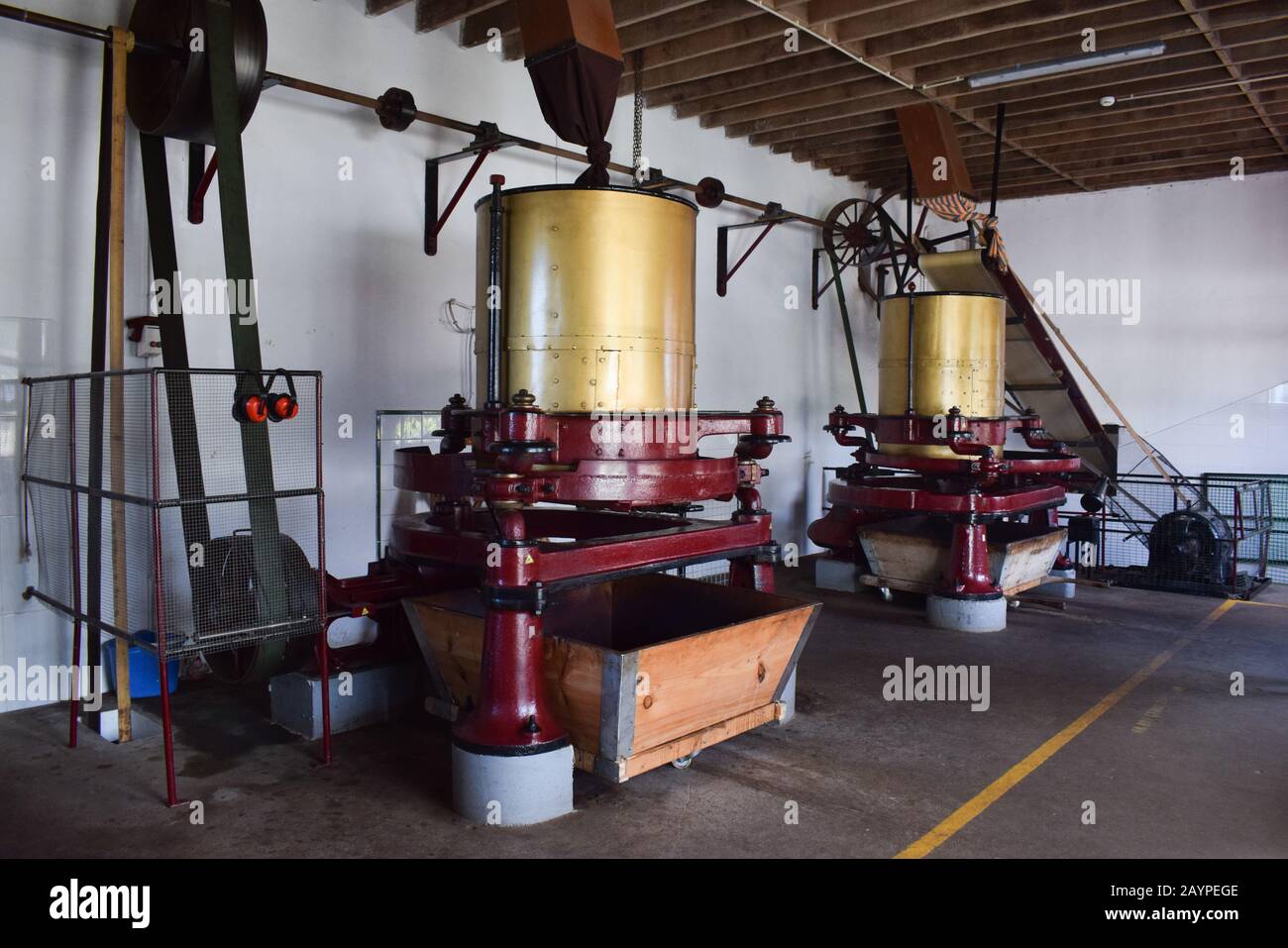 Tea manufacturing hi-res stock photography and images - Alamy