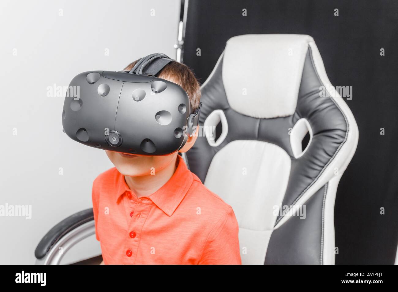 Children experiencing virtual reality in VR glasses Stock Photo - Alamy