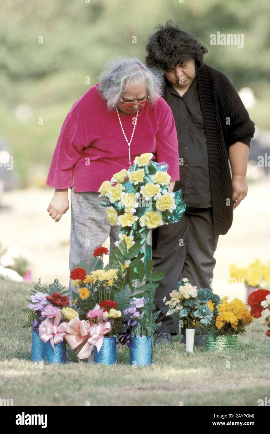 Remembering dead people hi-res stock photography and images - Alamy