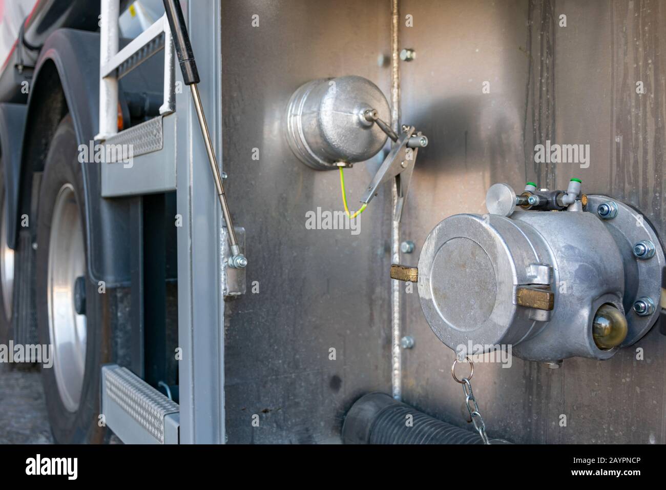 Electrostatic discharge hi-res stock photography and images - Alamy