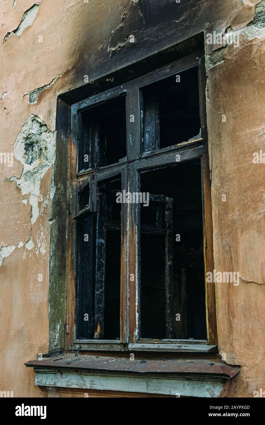 Burnt window hi-res stock photography and images - Alamy