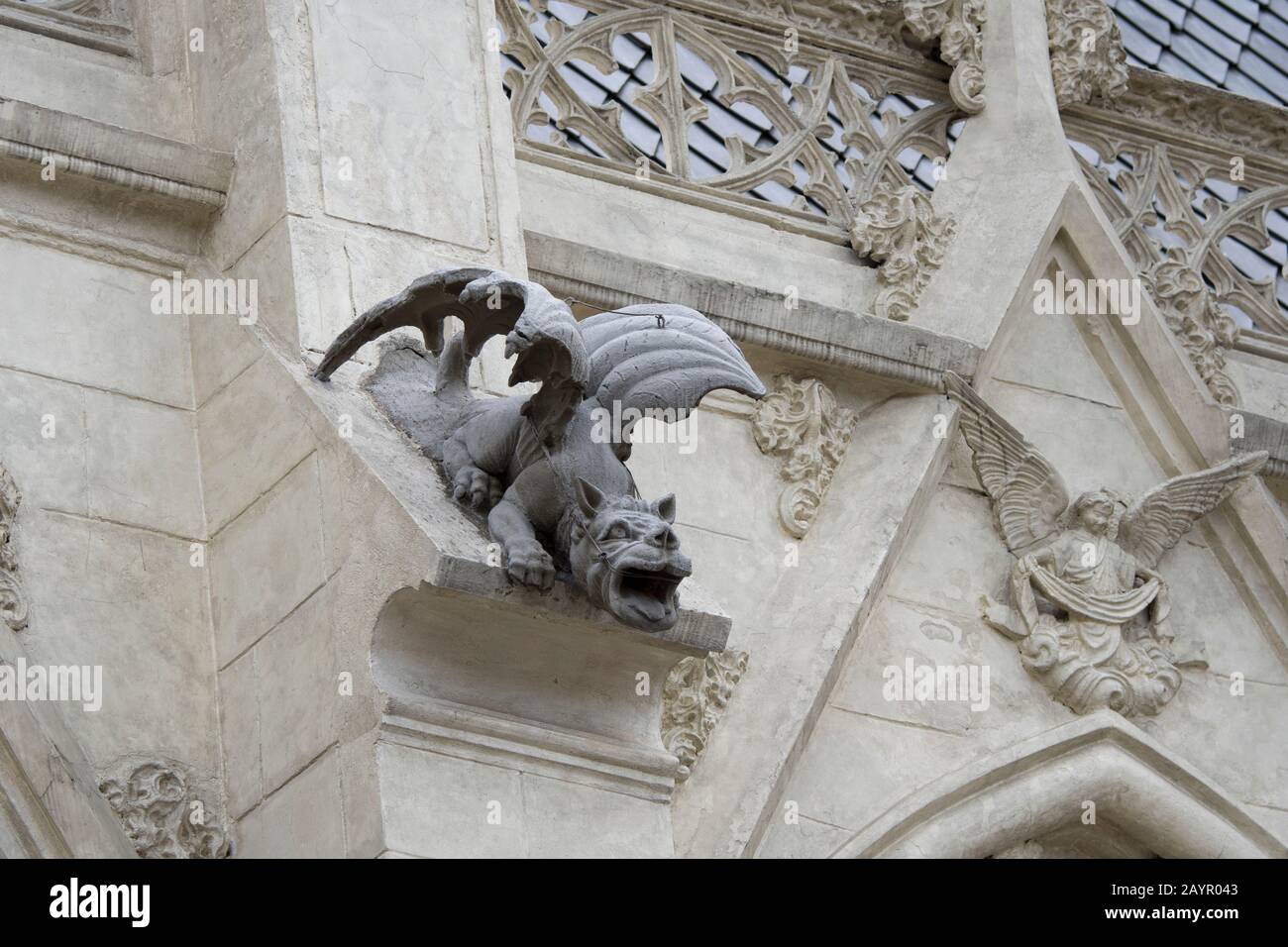 American basilicas hi-res stock photography and images - Alamy