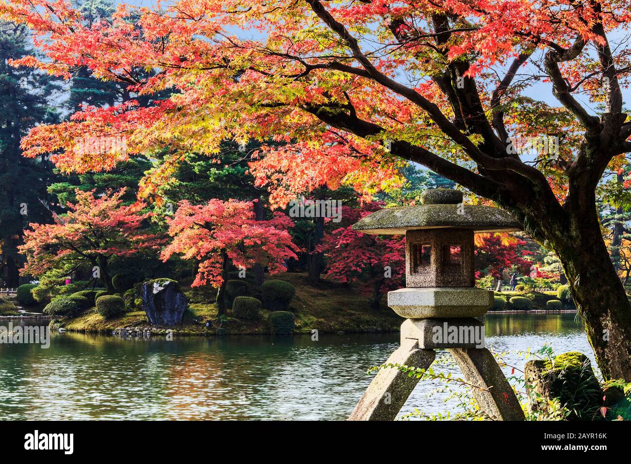 The Kanazawa, Ishikawa, Japan fall season at Kenrokuen Gardens Stock ...