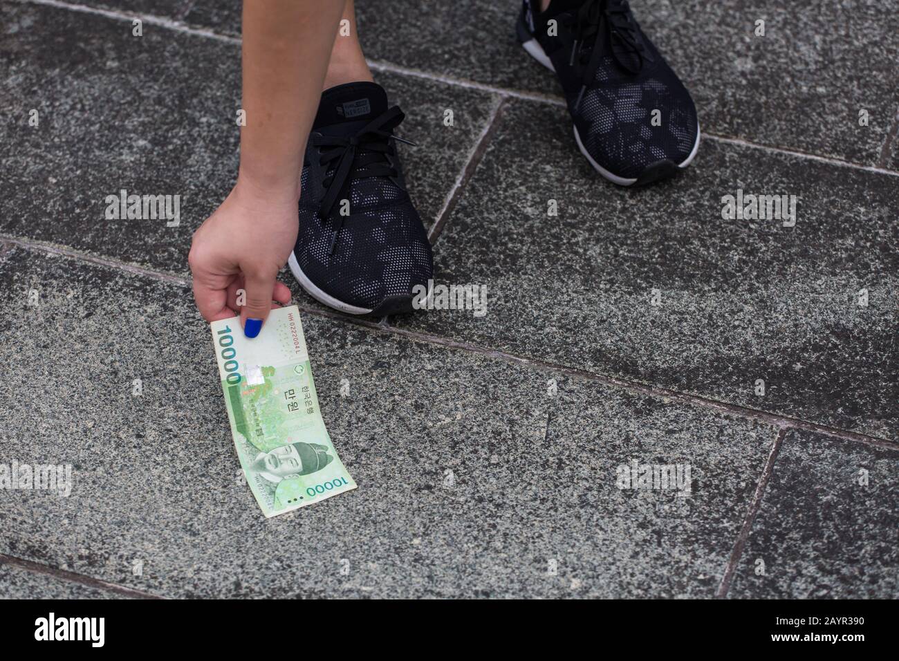 Reach floor hi-res stock photography and images - Alamy