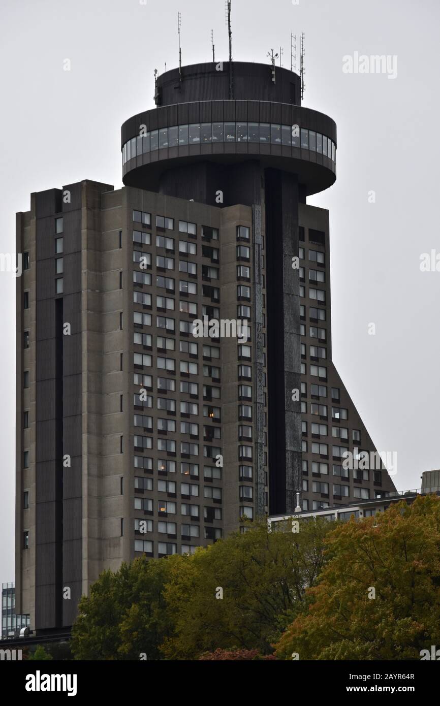 The Hotel Le Concorde and Ciel rotating restaurant, Quebec City, Canada ...