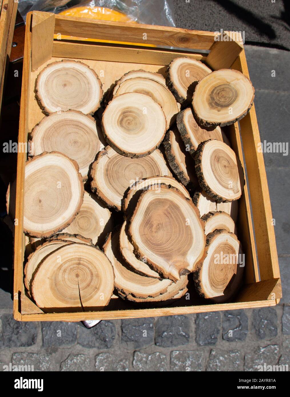 Old Weathered cracked tree stump texture background with the cross section Stock Photo - Alamy