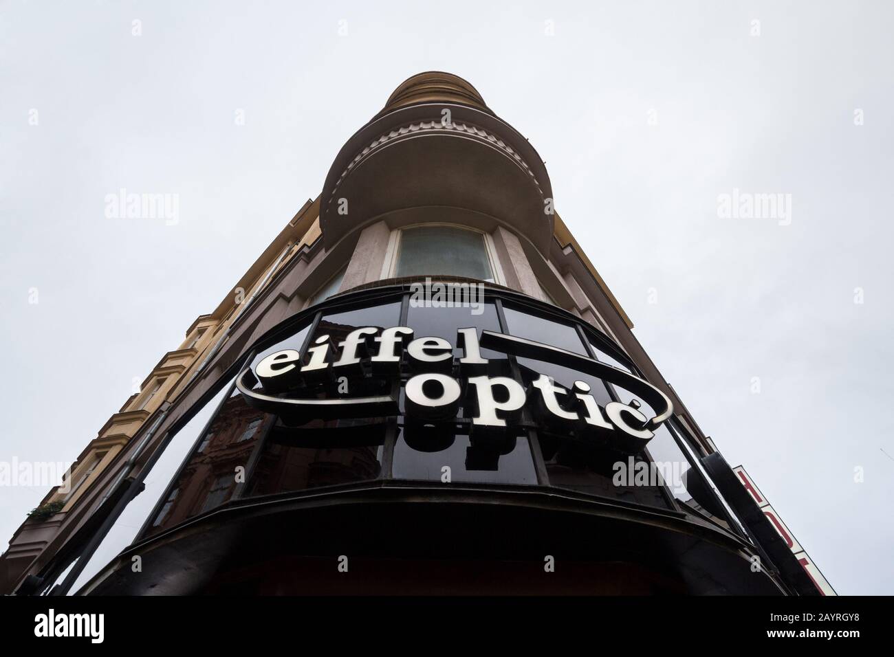 Eiffel optic logo hi-res stock photography and images - Alamy