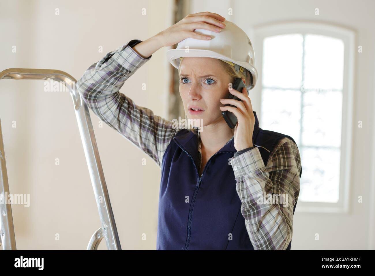 Angry female construction worker hi-res stock photography and images ...