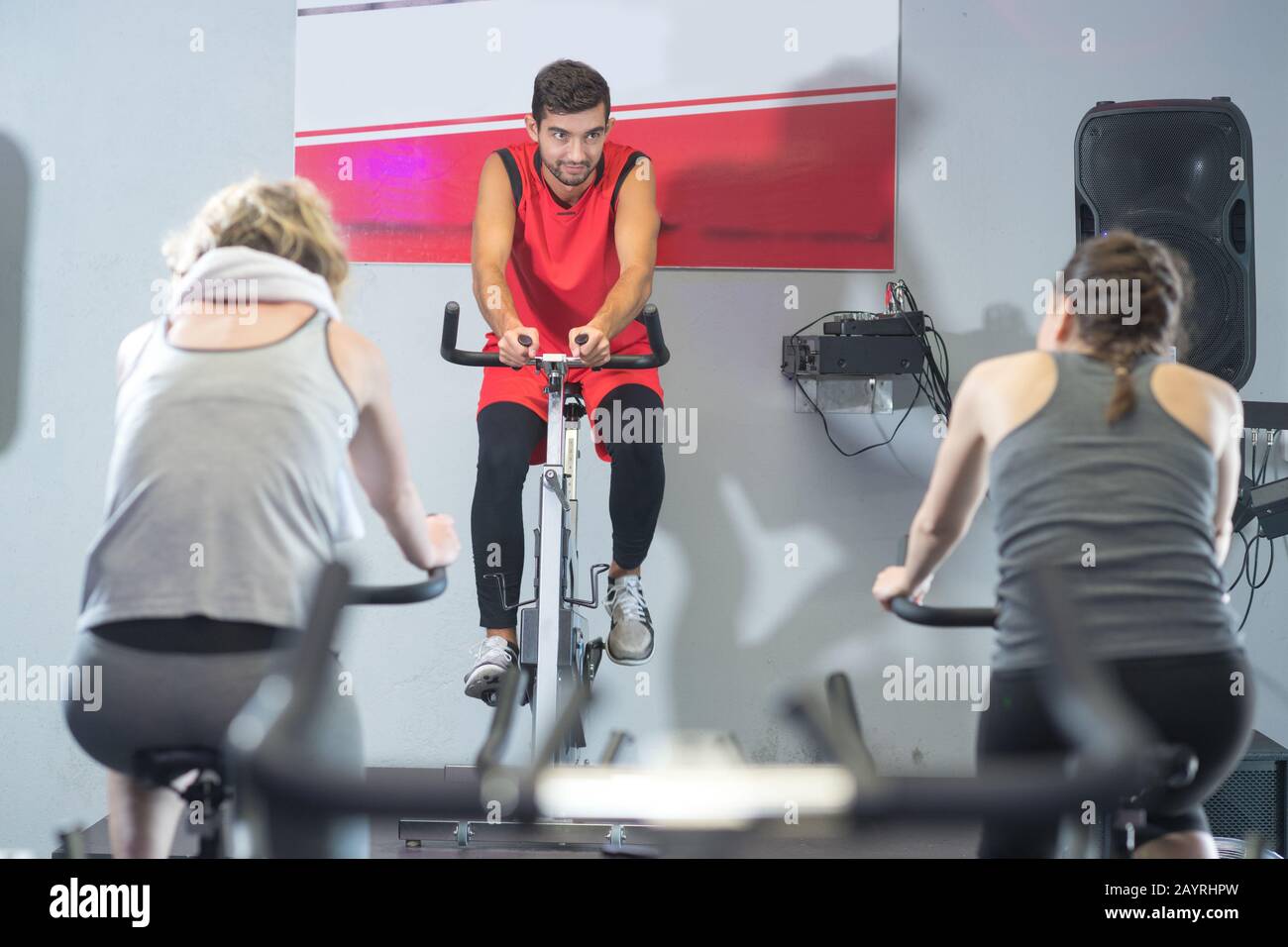 Cycling machines hi-res stock photography and images - Alamy