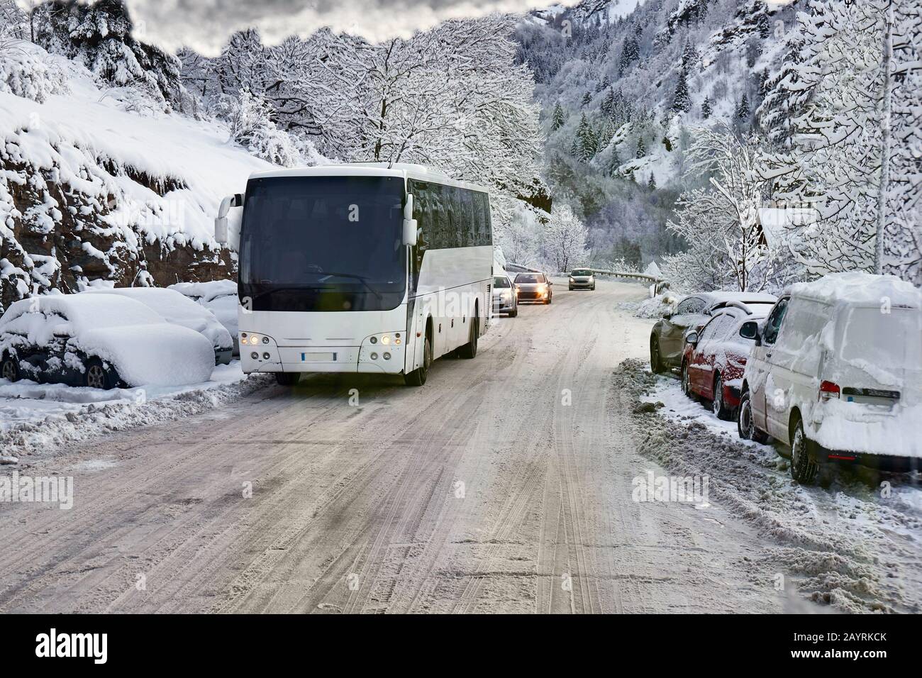 Driving in snow storm Stock Photo - Alamy