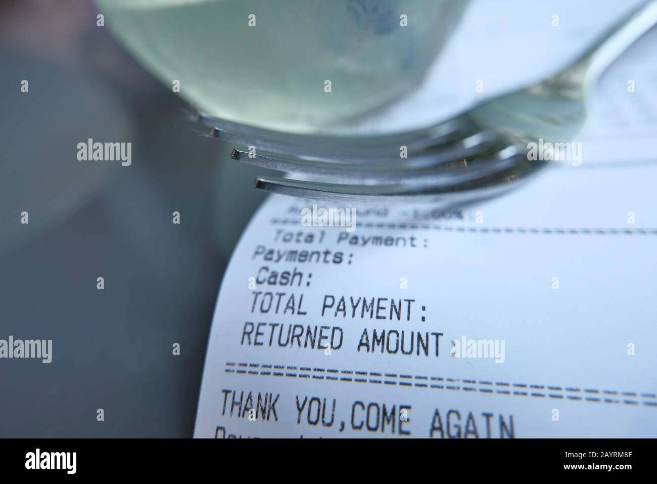 Receipt bill hi-res stock photography and images - Alamy