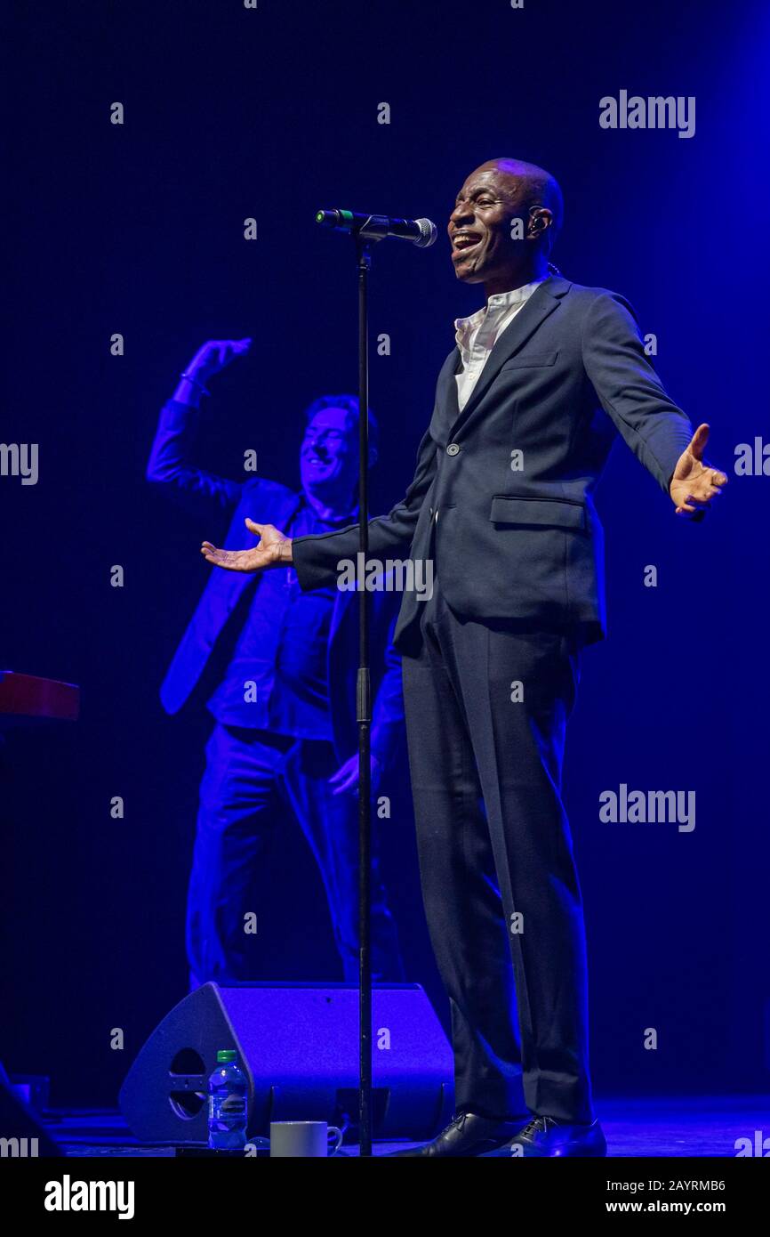 Dublin, Ireland. 16th Feb, 2020. 90's Band Lighthouse Family Vocalist ...