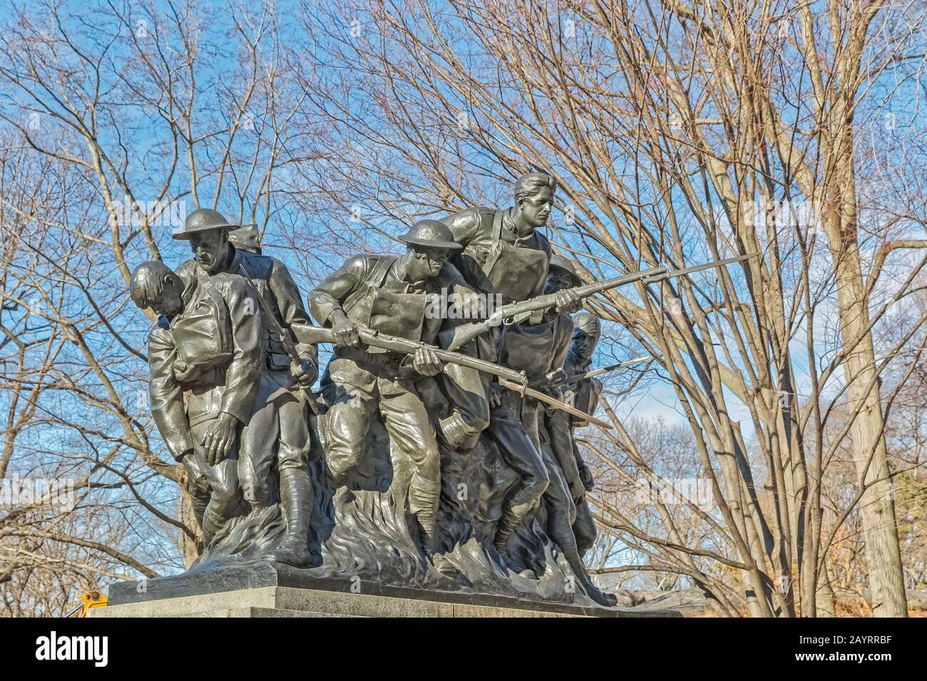 Memorial 107th infantry central park hi-res stock photography and ...