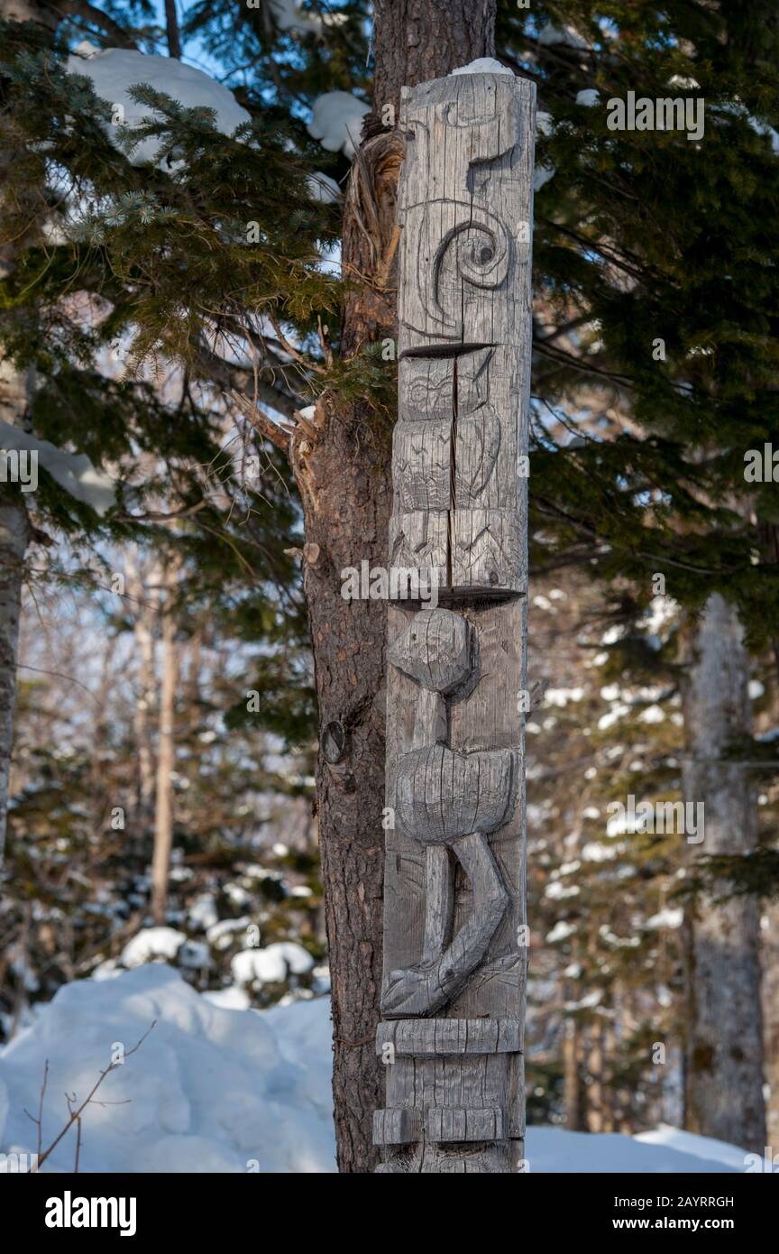 Totem poles japan hi-res stock photography and images - Alamy