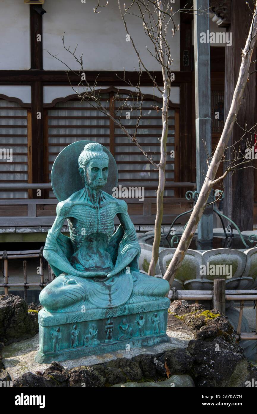 Fasting buddha hi-res stock photography and images - Alamy