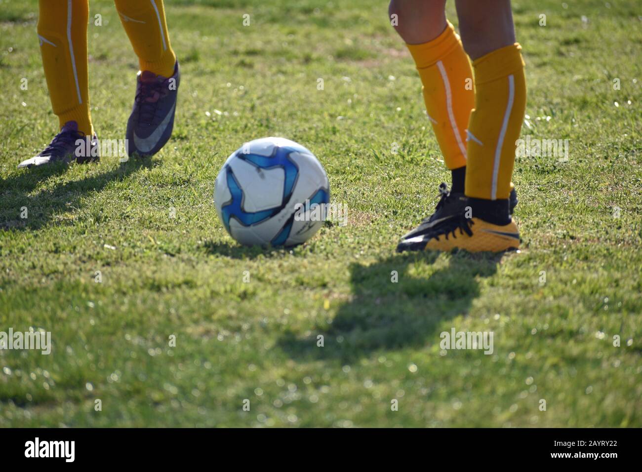 Soccer drills for kids hi-res stock photography and images - Alamy
