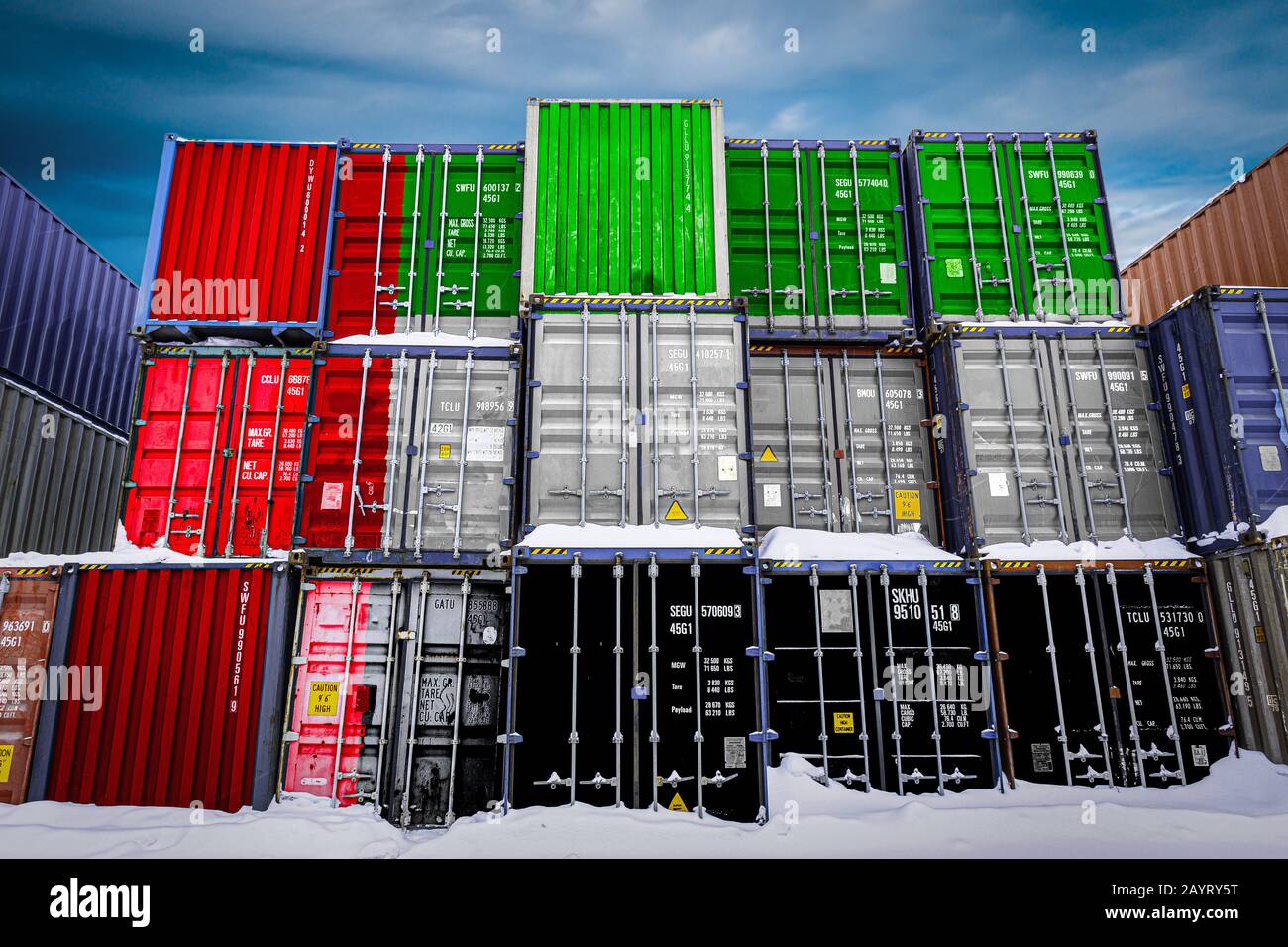Dubai port containers hi-res stock photography and images - Alamy