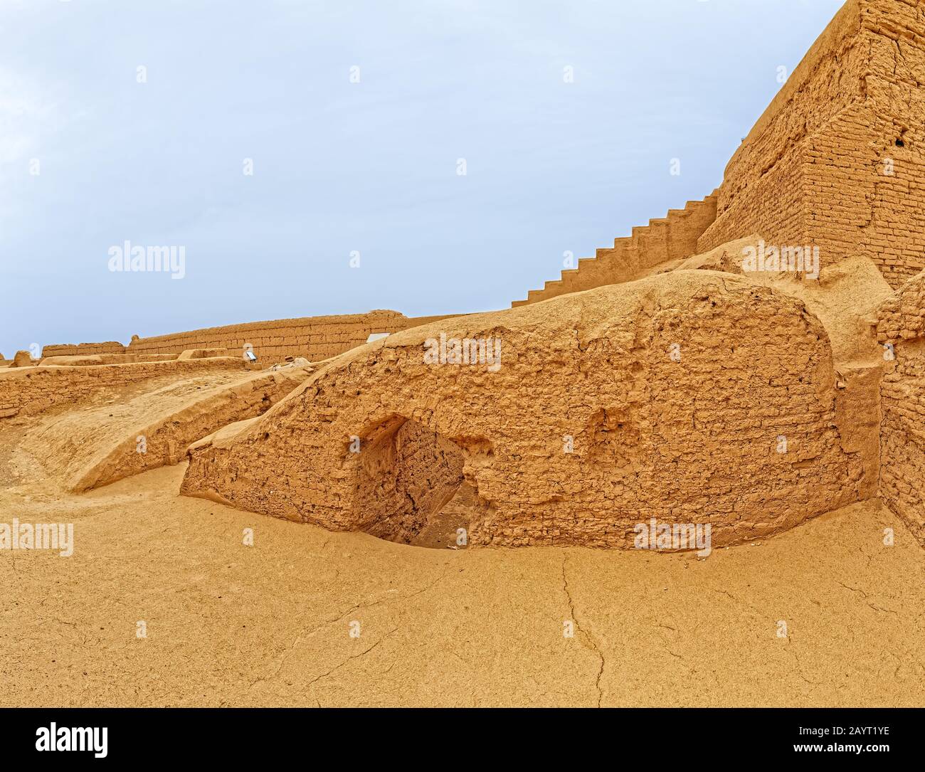 Narin castle ruins hi-res stock photography and images - Alamy