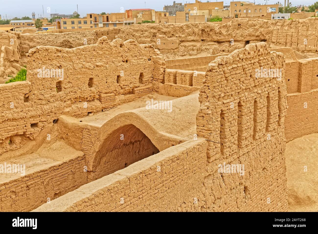 Narin castle ruins hi-res stock photography and images - Alamy