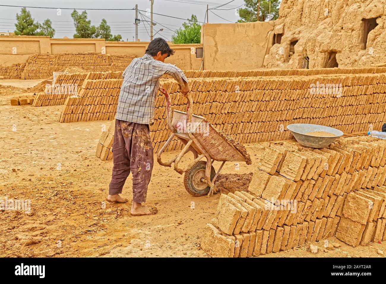 Clayman hi-res stock photography and images - Alamy