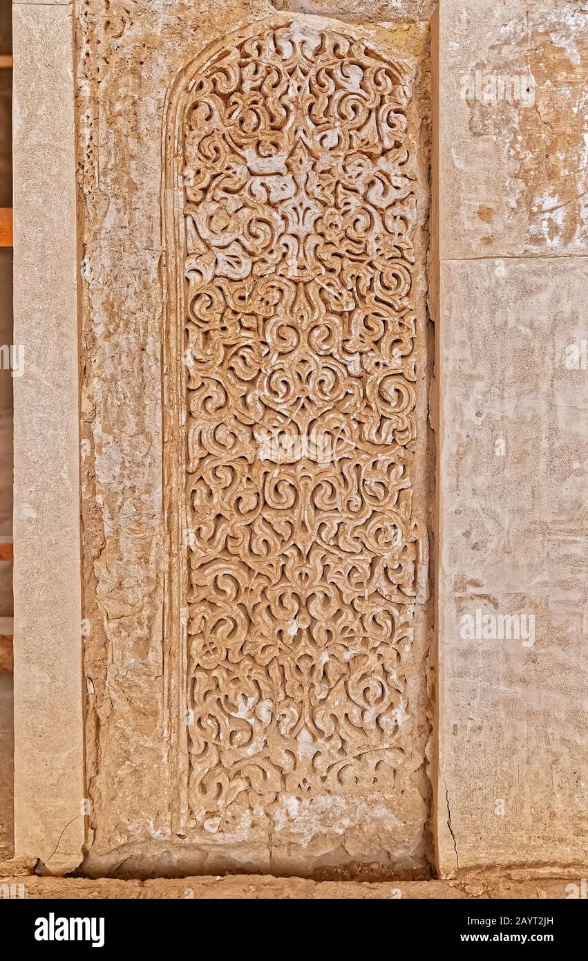 Old mosque wall relief Stock Photo - Alamy