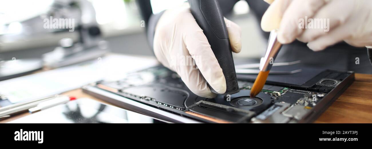 Service laptops hi-res stock photography and images - Alamy