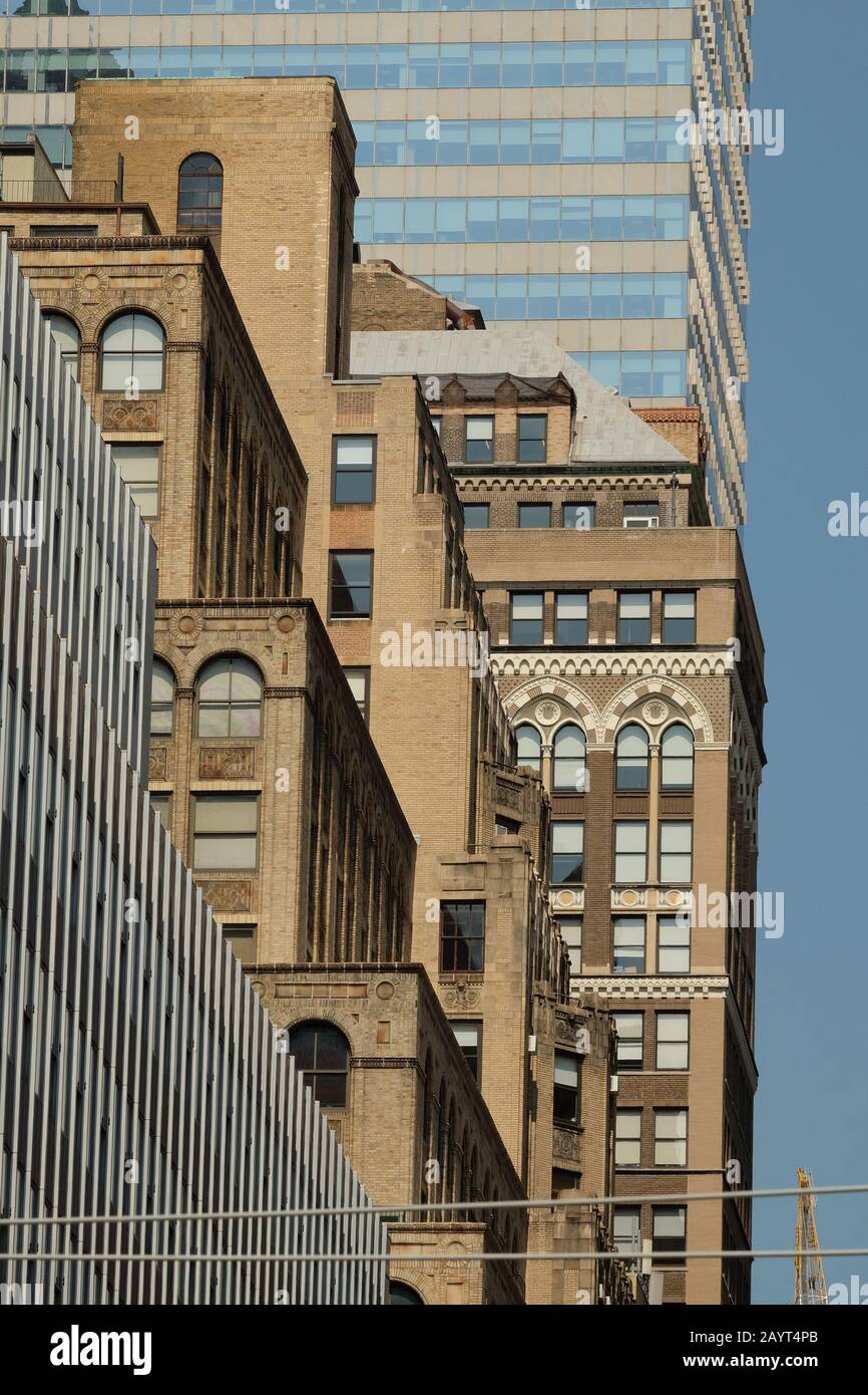 High rise facades hi-res stock photography and images - Alamy