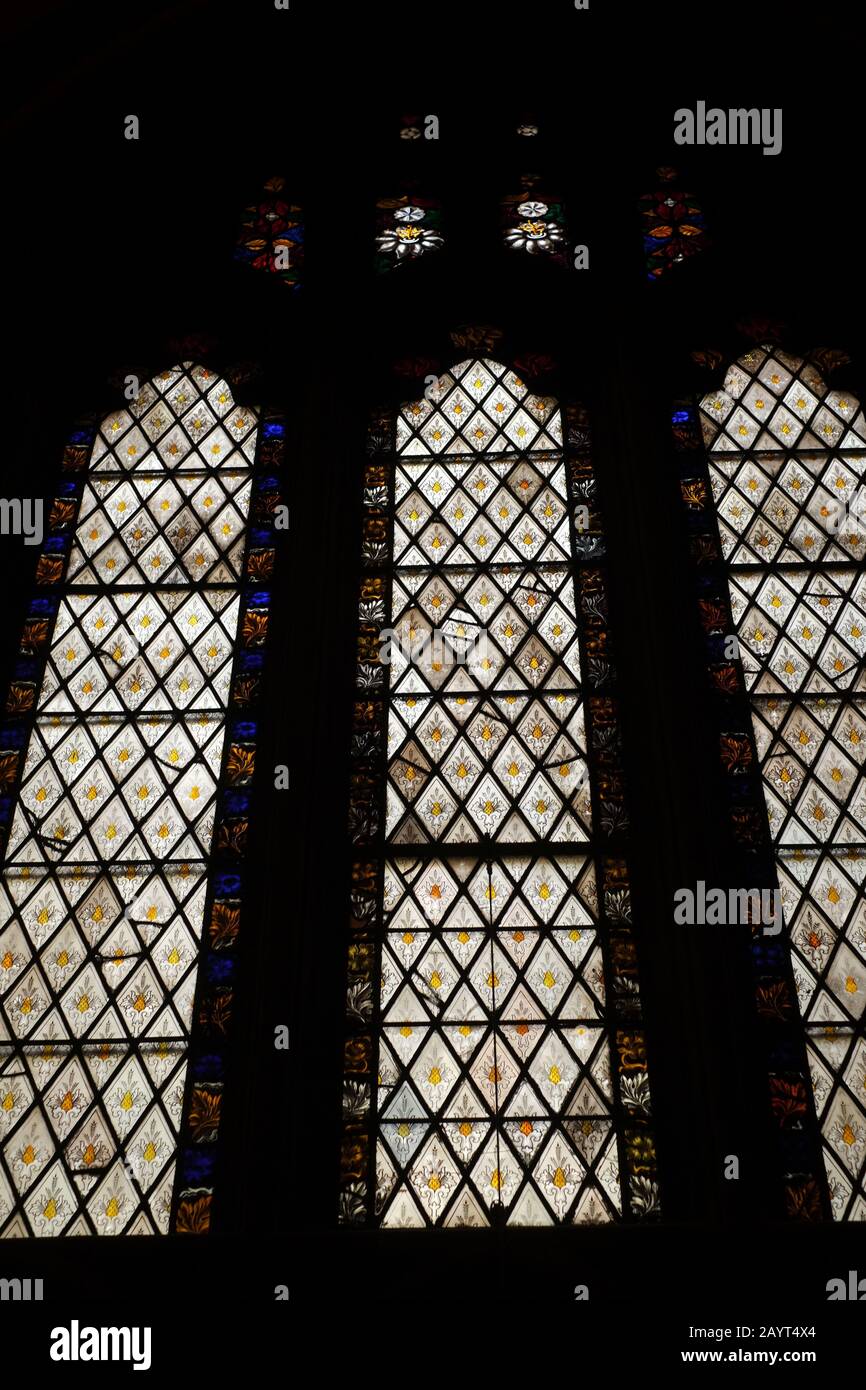 Diamond window panes hi-res stock photography and images - Alamy
