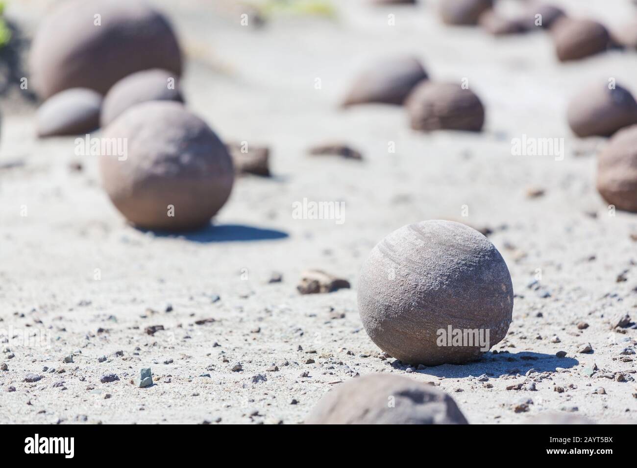 Unusual narural stone balls ,Cancha de bochas, Ischigualasto,Argentina ...