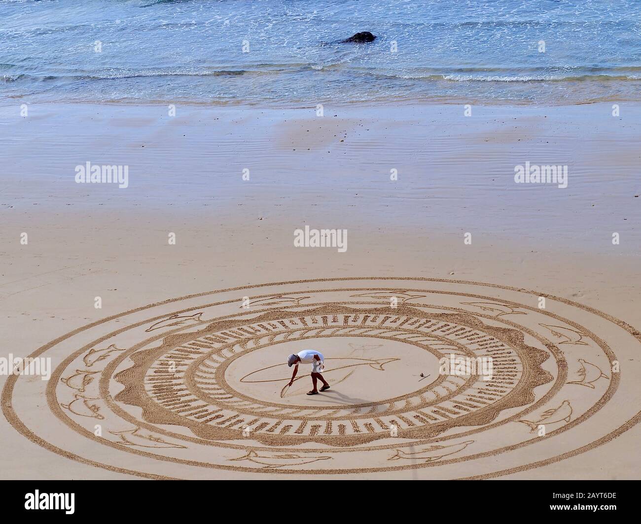 Sand mandalas hi-res stock photography and images - Alamy