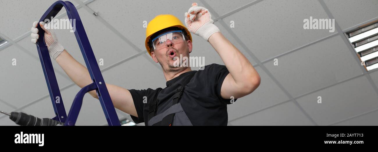 Workman with idea at job Stock Photo - Alamy