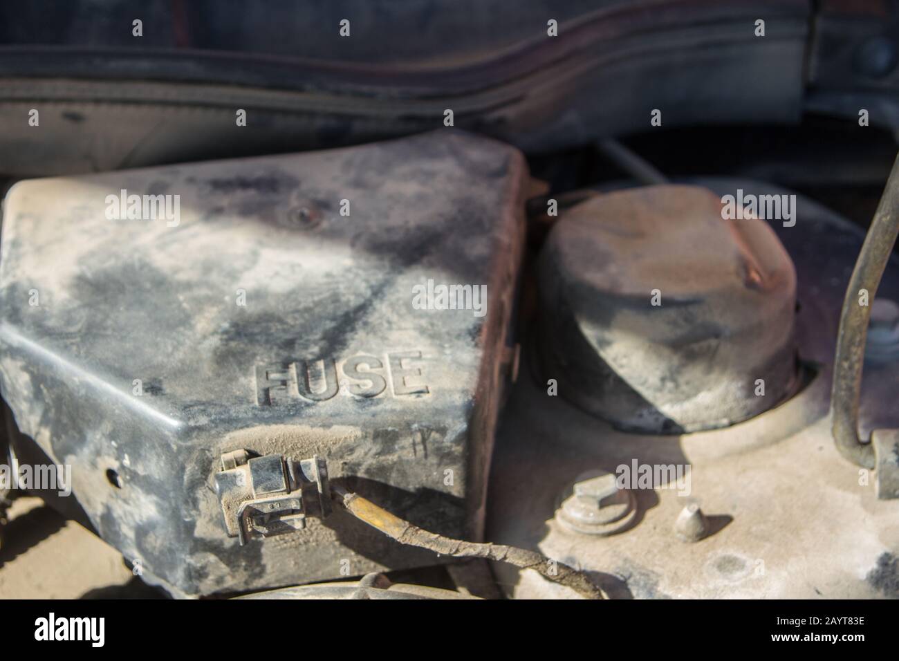 Engine oil box hi-res stock photography and images - Alamy