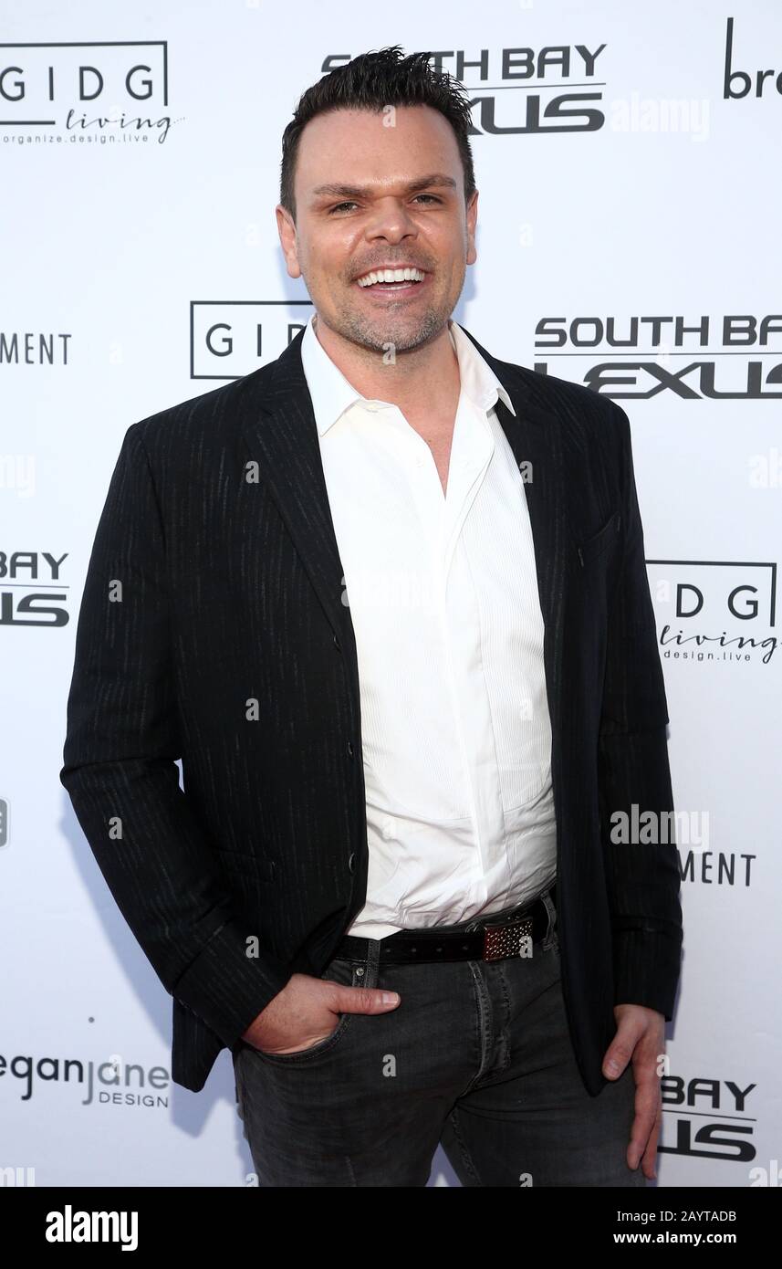 John mcclain hi-res stock photography and images - Alamy