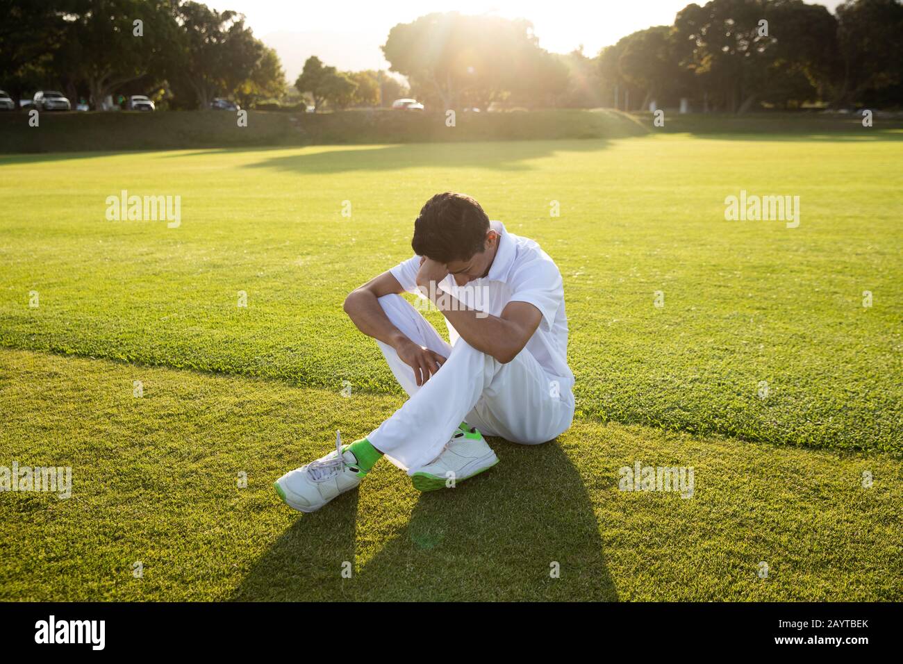 Sitting pitch hi-res stock photography and images - Alamy