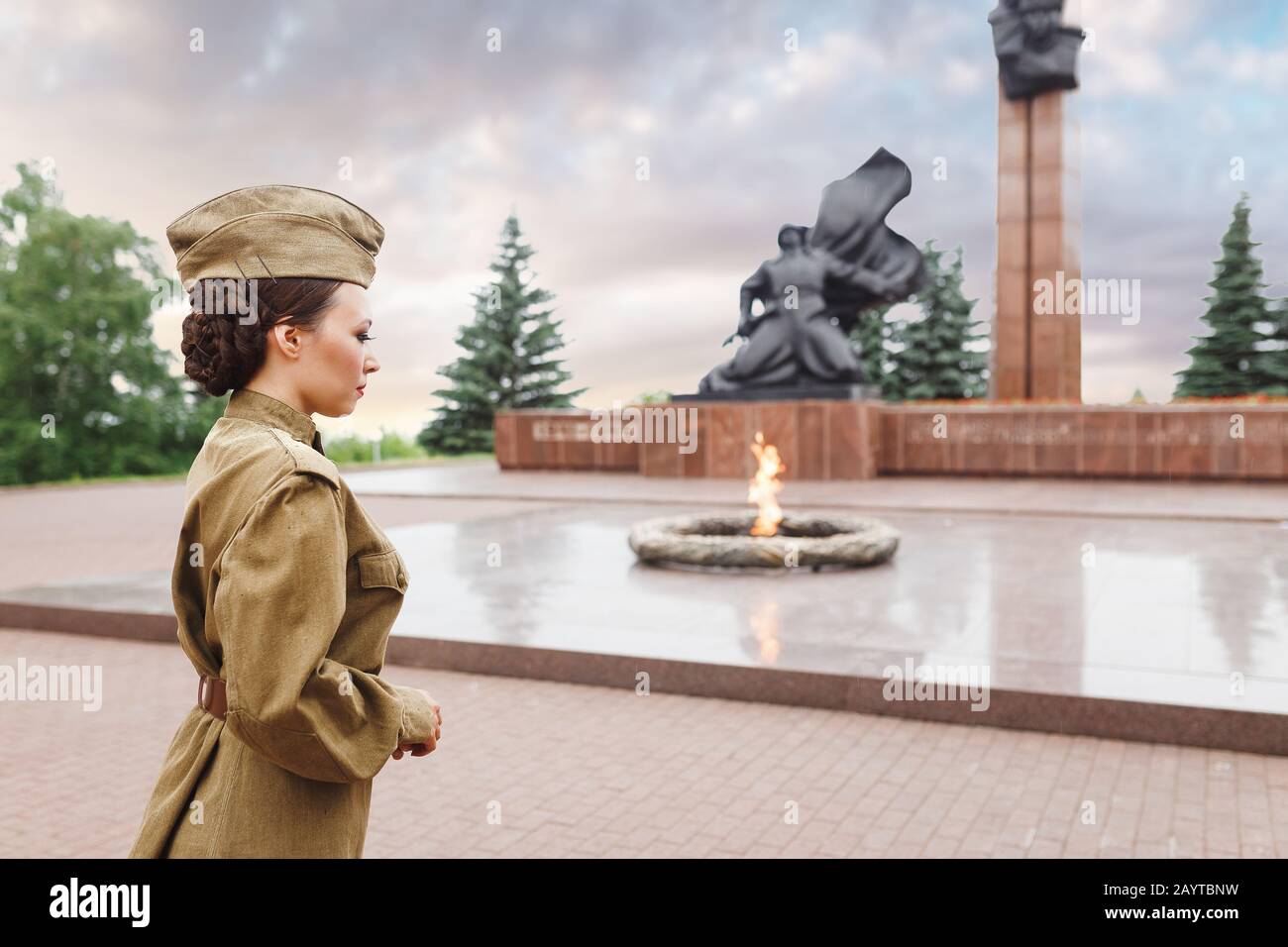 Soviet army parade hi-res stock photography and images - Alamy