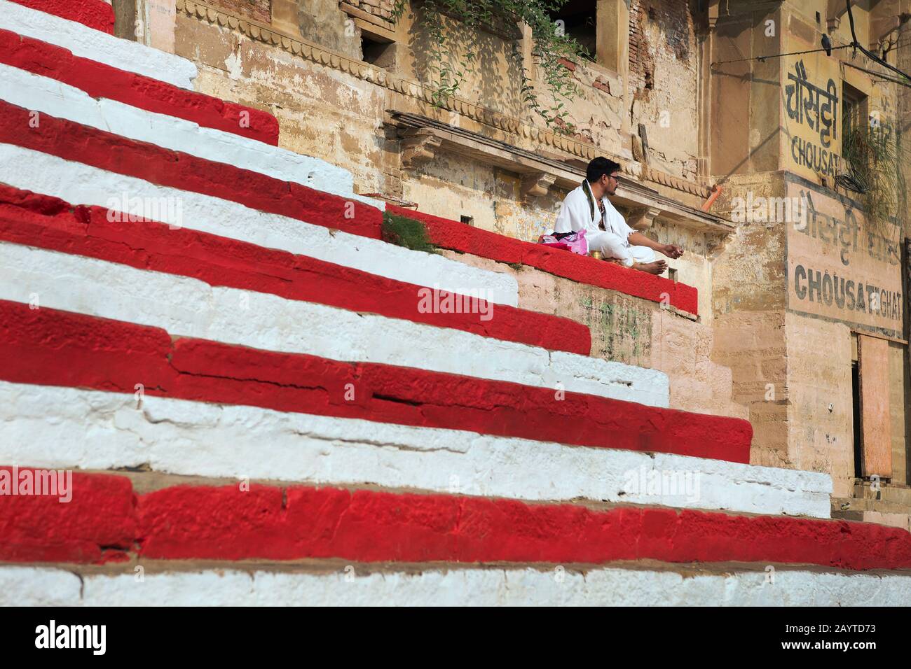 The image of Ghats or holy steps of Varanasi, Ganges, Uttar Pradesh ...