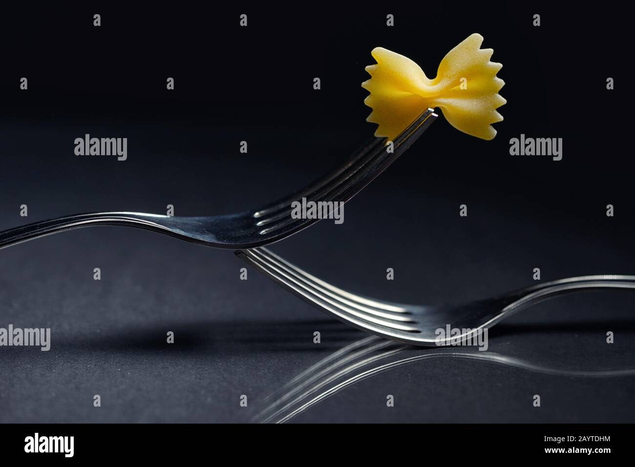 Butterfly pasta hi-res stock photography and images - Alamy