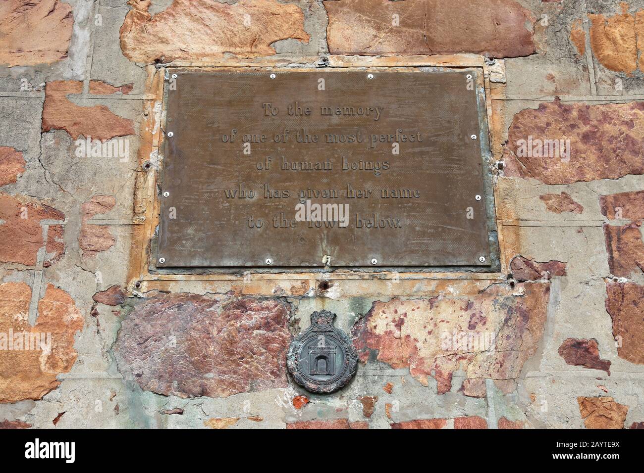 Pyramid dedication plaque, Donkin Reserve, Port Elizabeth, Nelson ...